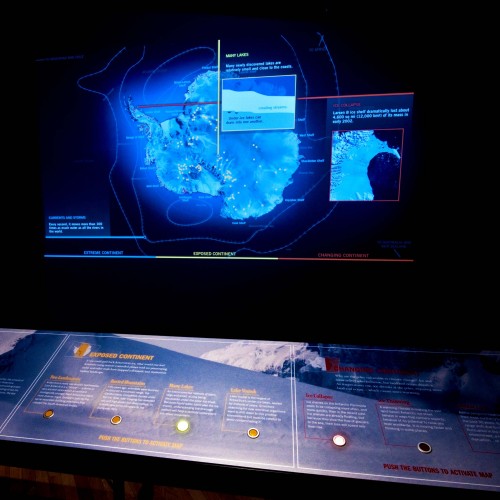 Dioramas & Interactives - Race to the End of the Earth